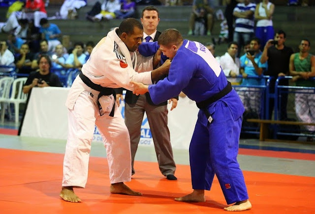 Seleção Brasileira de judô treina forte antes da estreia no Mundial ...