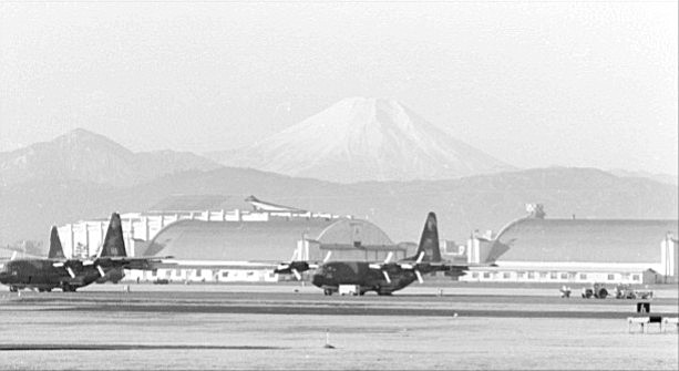 Michael G Skidmore: TACHIKAWA AIR BASE 1945-1977