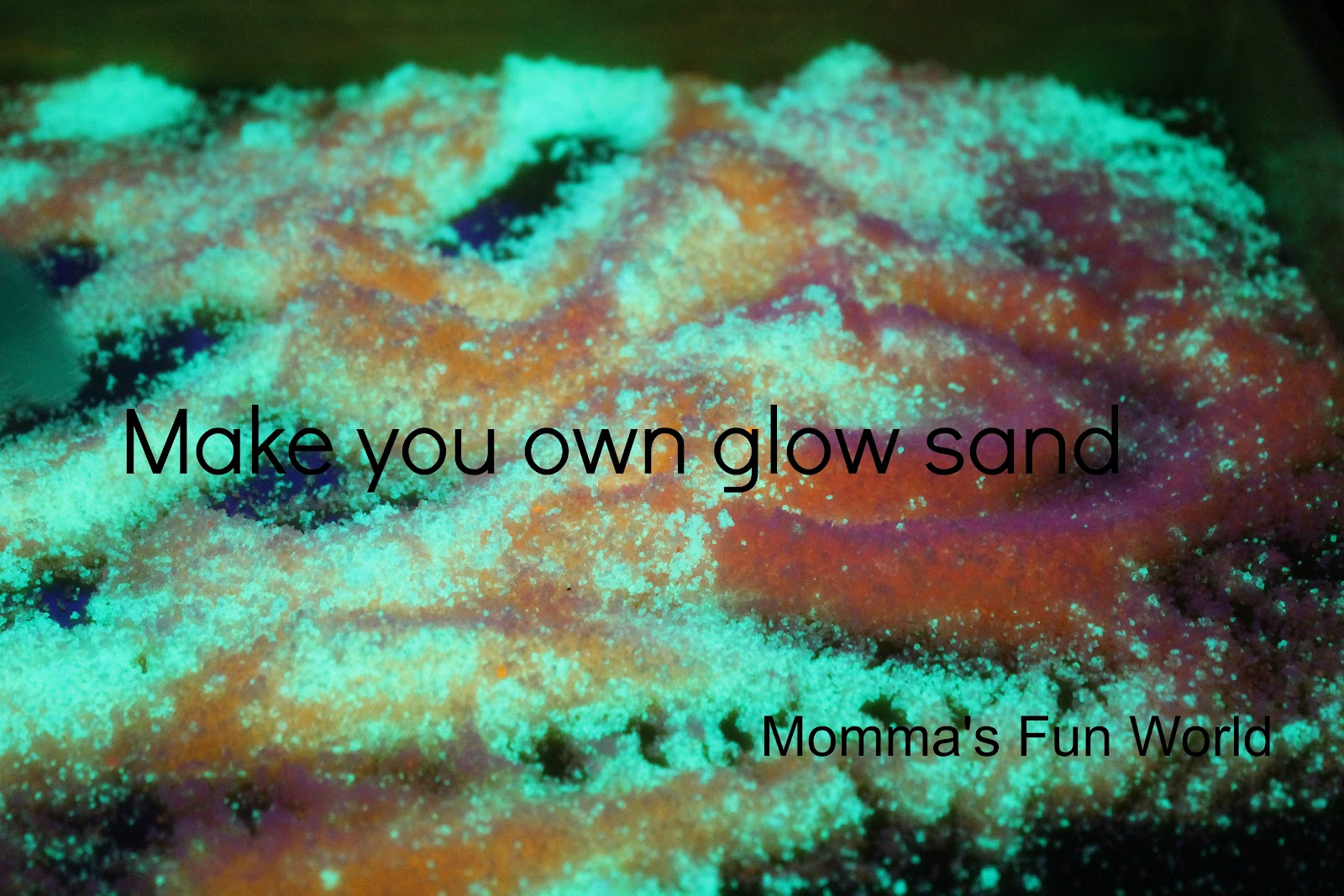 Momma's Fun World: Glowing salt sand