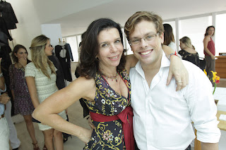 Blog da Sylvinha: A cobertura do lançamento de Cris Barros