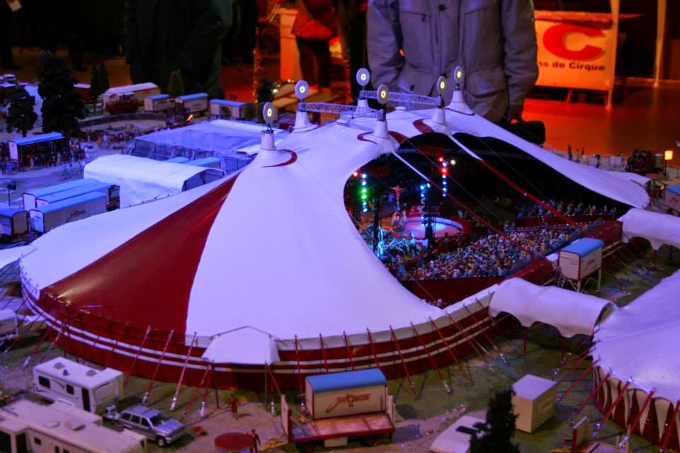 Circusmodellbau: Jet Circus 1:50