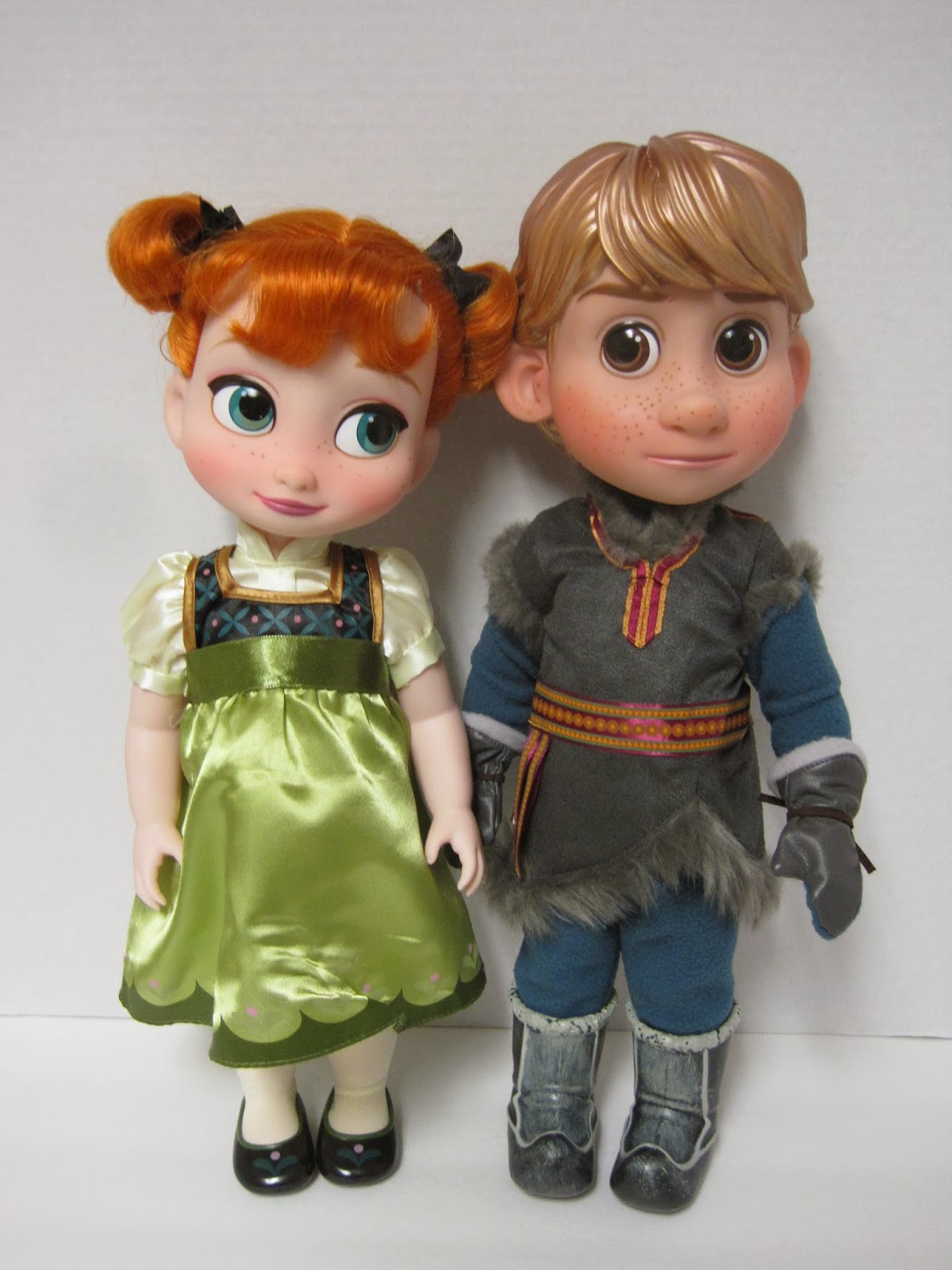 Never Grow Up: A Mom's Guide to Dolls and More: Disney Animator's ...