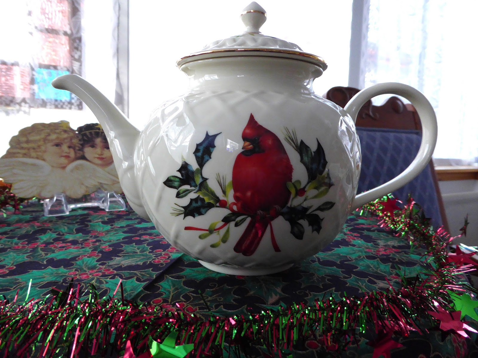 Antiques And Teacups: Tuesday Cuppa Tea, My Tea Is For The Birds!