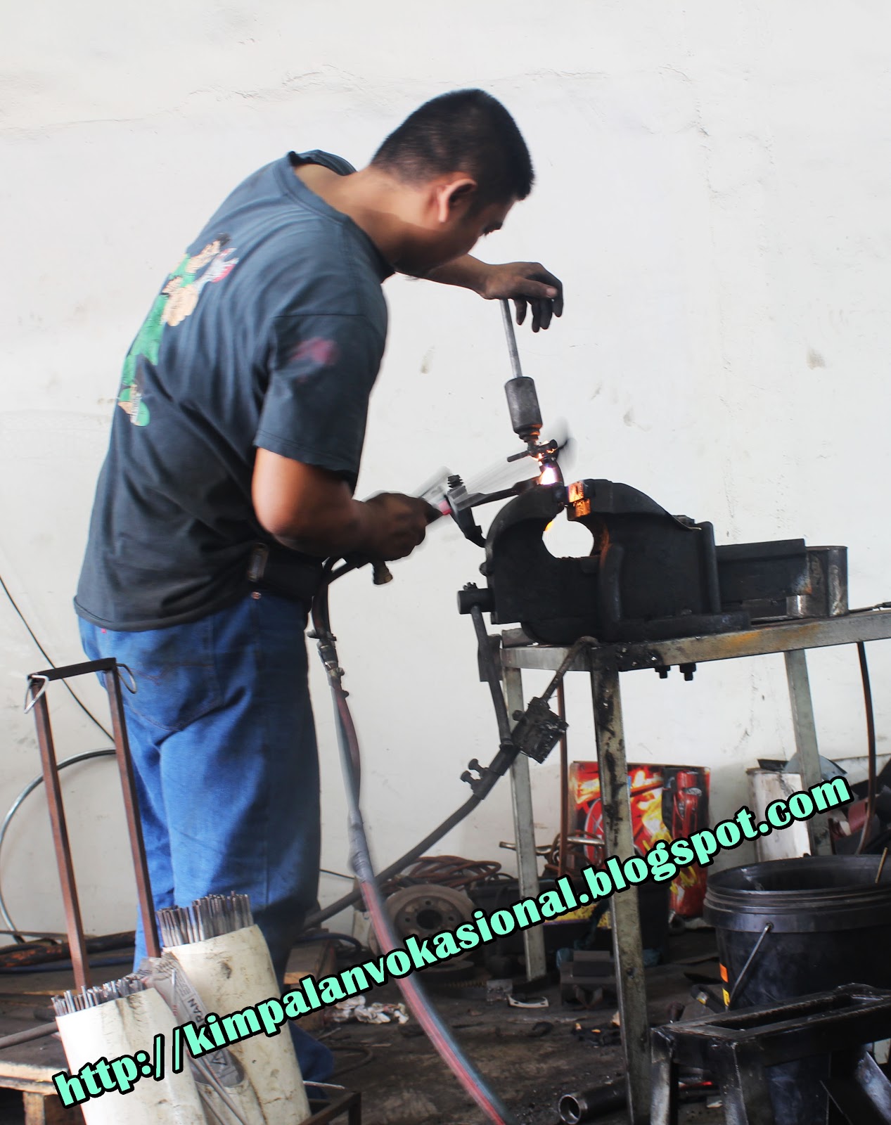 .: Galeri Kimpalan Arka & Gas