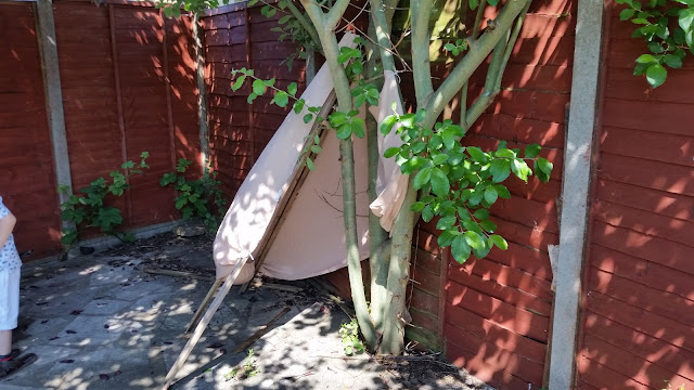 Building a Stone Age Den | Multicultural Motherhood