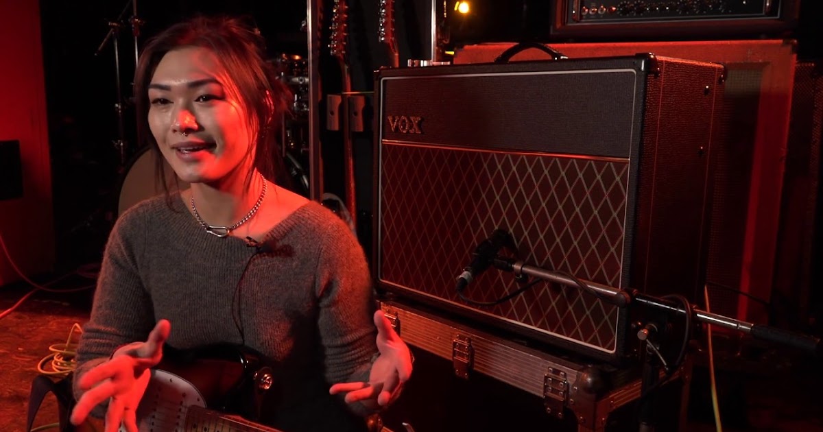 Yvette Young: Gear Talk with Yvette Young of Covet and VOX