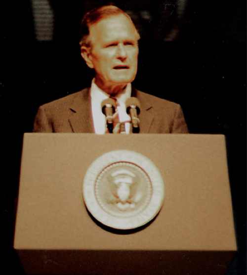 Mikeb302000: 2012-12-23