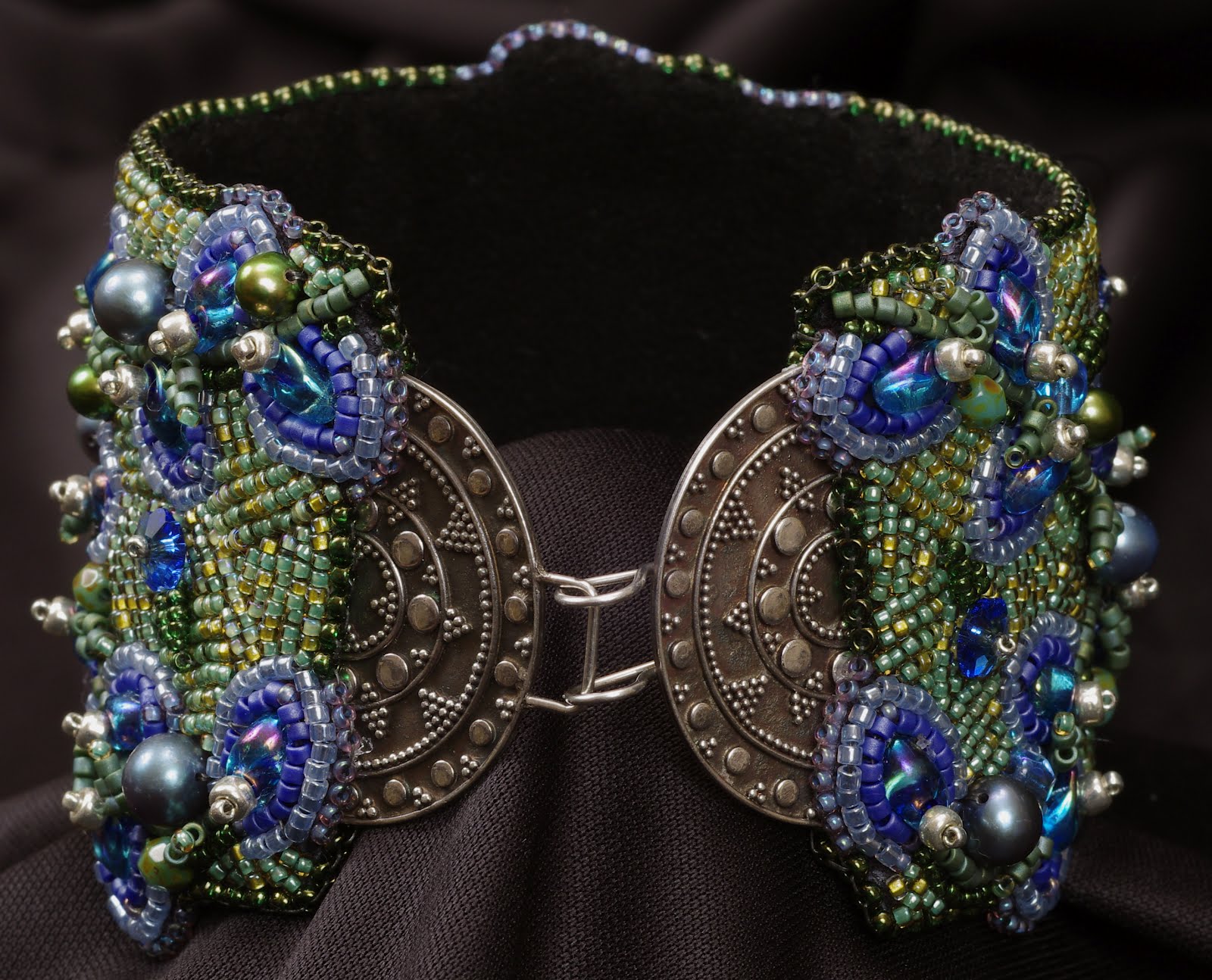 NEDbeads: Long Magatama Beads and a Giveaway