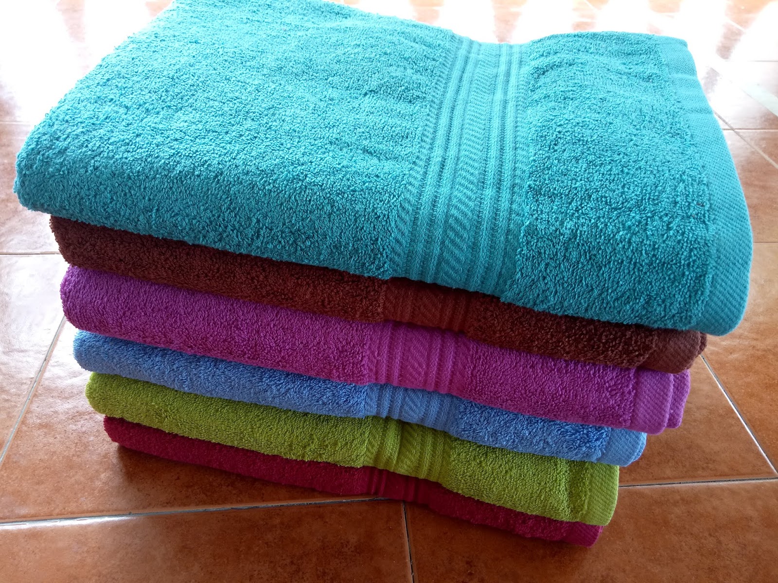 Pusat Pemborong Pilihan Anda!: Tuala Pelbagai Saiz