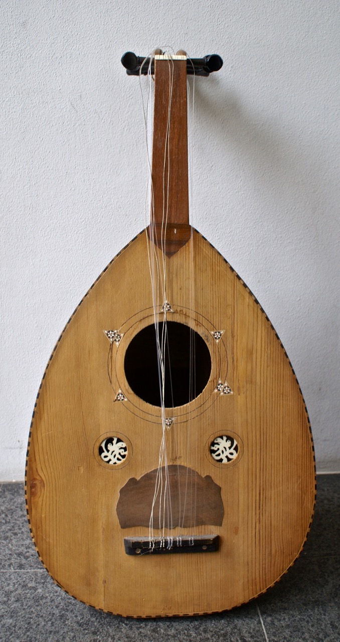 Musical Instruments: Ibanez AW 95 Twelvestring / Ali Khalifeh Oud ...