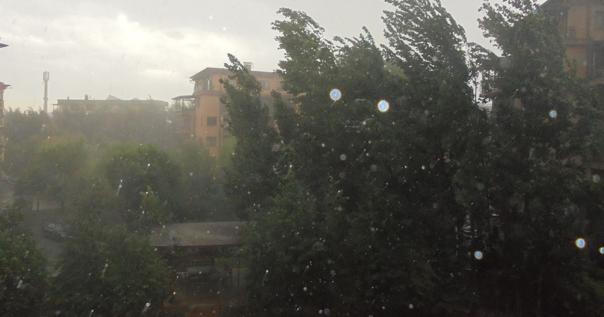 ΣΚΕΦΤΟΜΑΣΤΕ ΕΛΛΗΝΙΚΑ: ΣΟΦΙΑ ΒΟΥΛΓΑΡΙΑ ΤΩΡΑ. ΚΕΡΑΥΝΟΙ, ΒΡΟΝΤΕΣ ΕΝΤΟΝΗ ...
