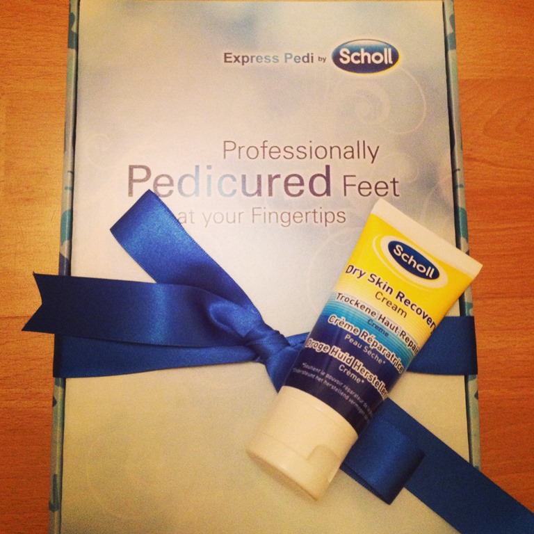 BeautySwot: Scholl Express Pedi Review - Summer Feet