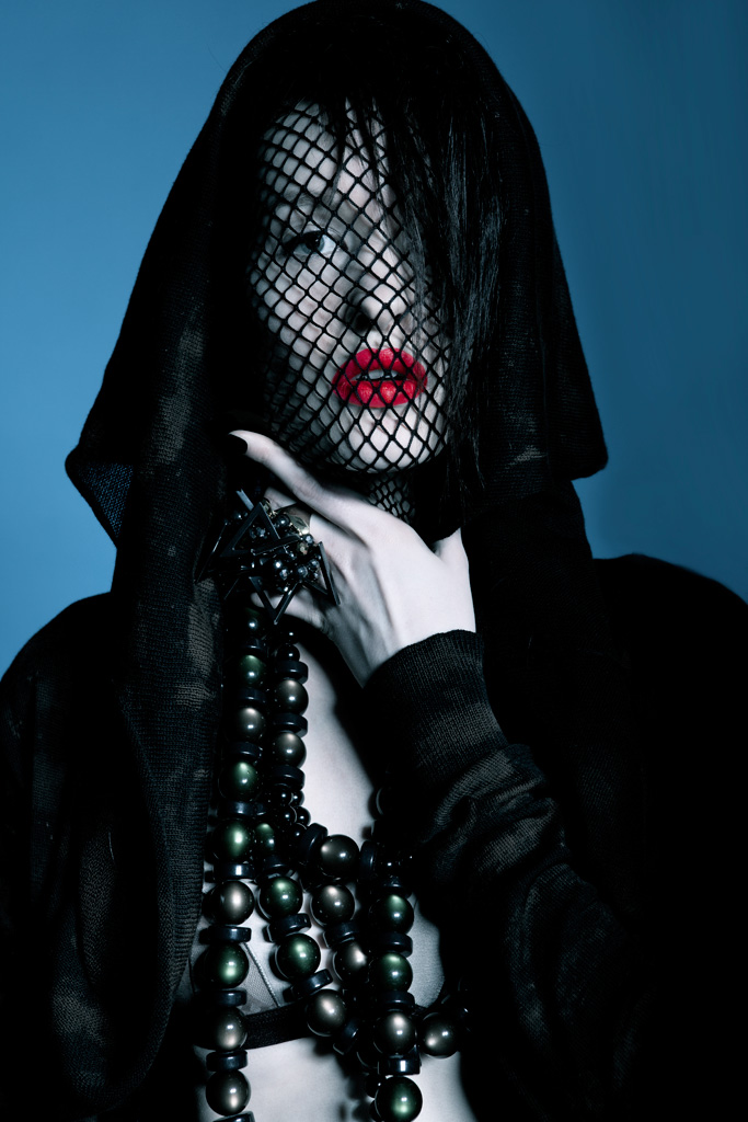 Fashion: Dark Fashion Look Book!