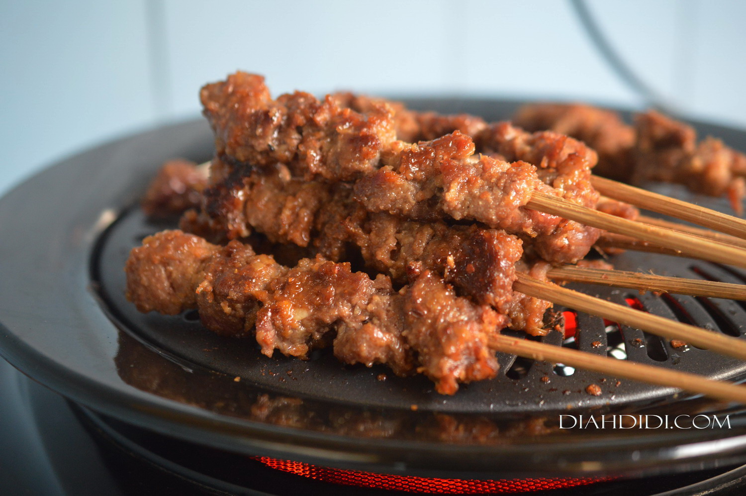 Diah Didi's Kitchen: Sate Sapi Manis