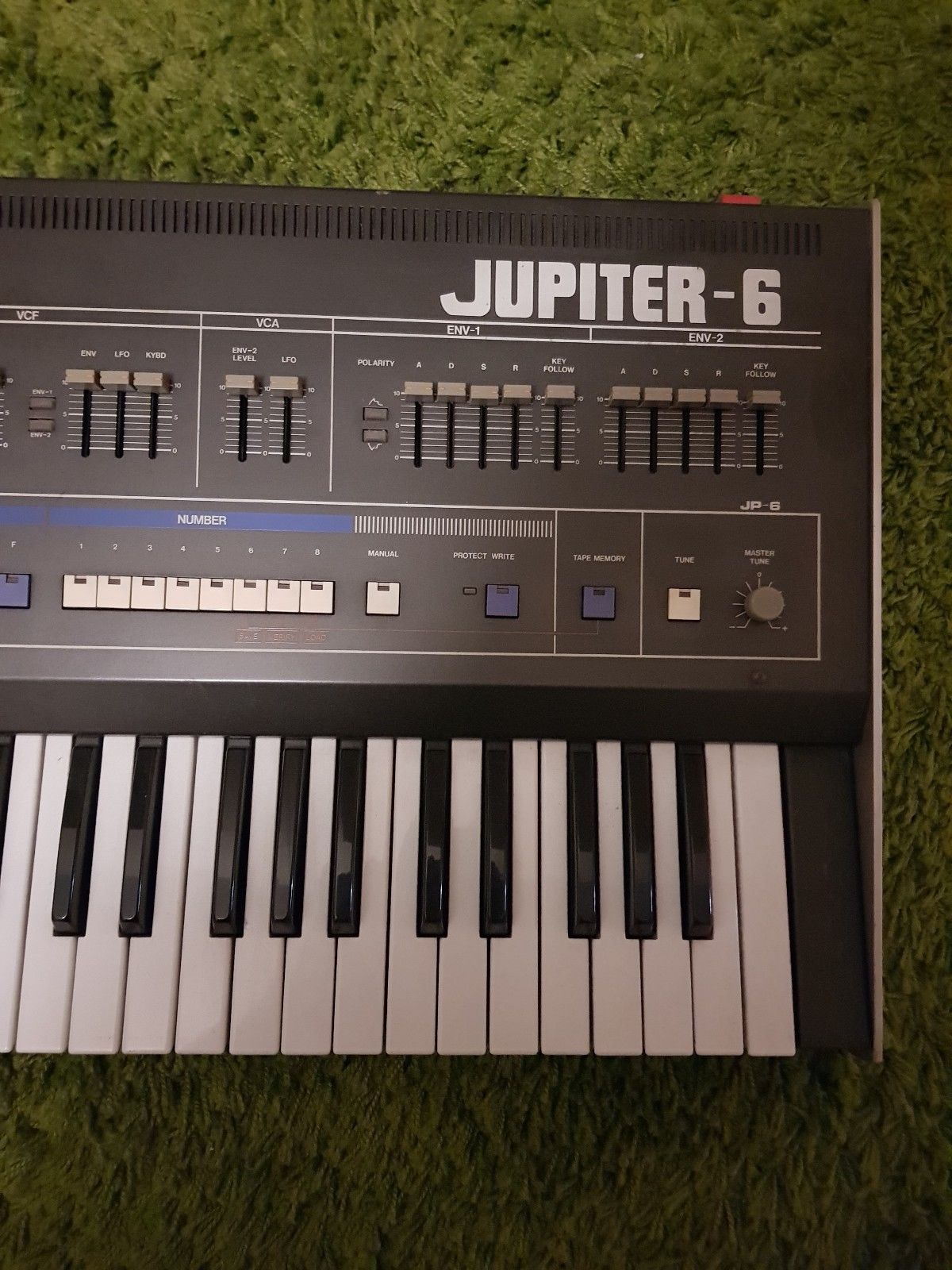 MATRIXSYNTH: ROLAND JUPITER-6 SYNTHESIZER