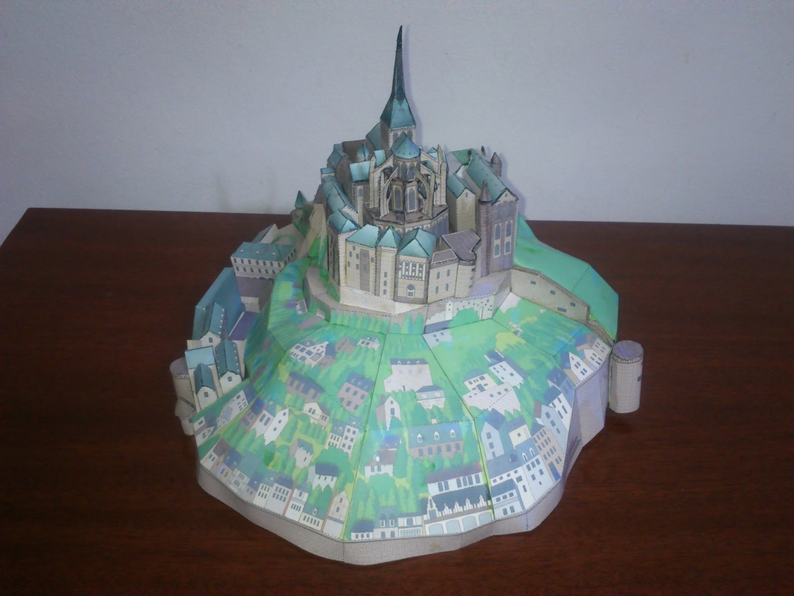 Meu Mundo de Papel - Modelos Papercraft