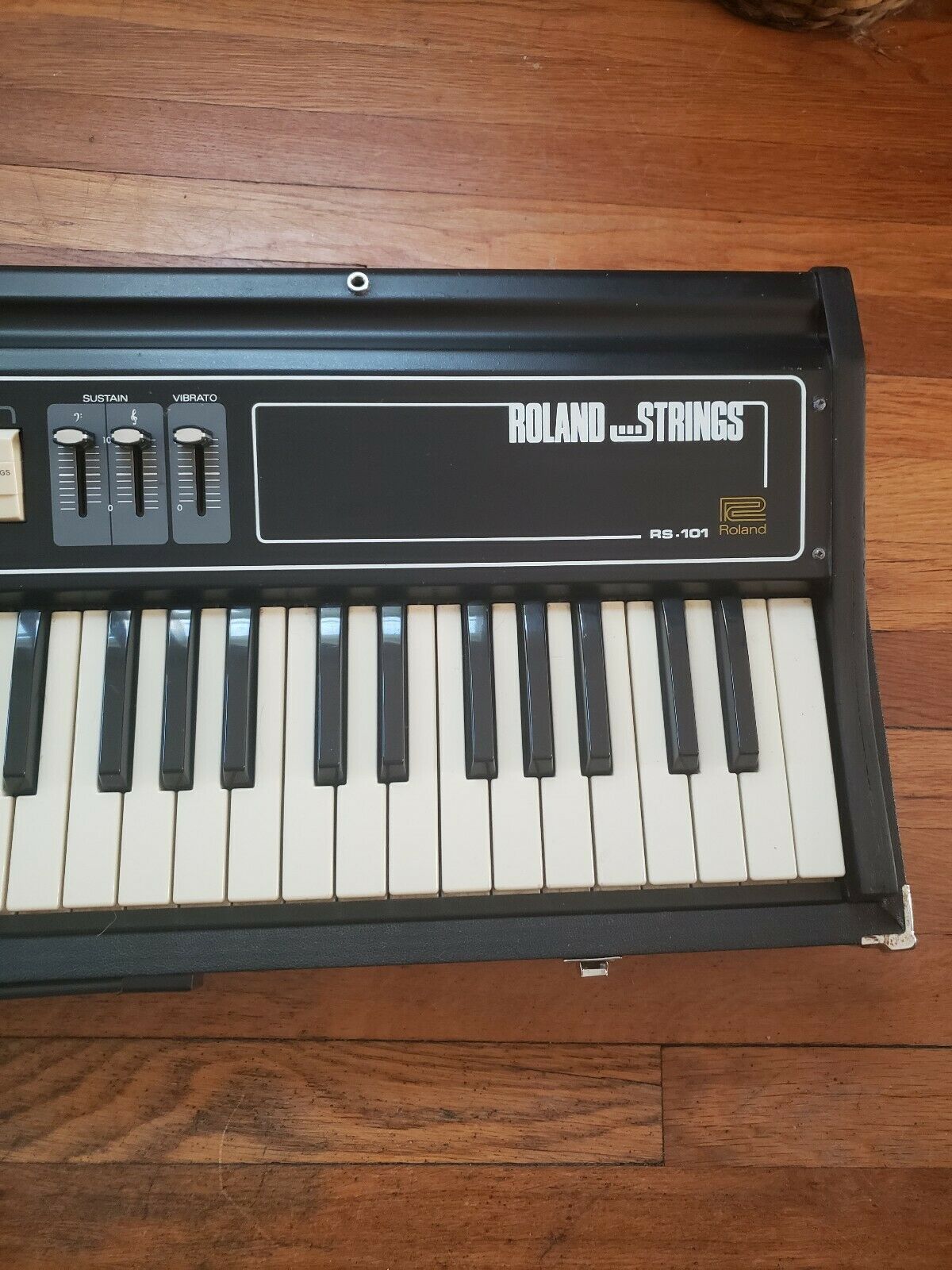 MATRIXSYNTH: Vintage Roland RS-101 1970s Analog String Synthesizer ...
