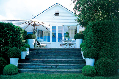 A Library of Design: A Picture-Perfect Country House, Part 2