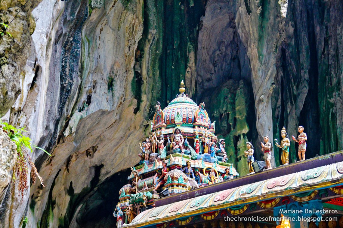 Climbing up Batu Caves! - Day 2 in Malaysia | The Chronicles of Mariane