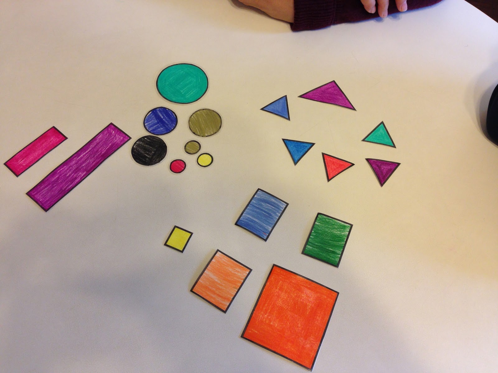 It's Playtime - Recreação em Inglês: Shape Town