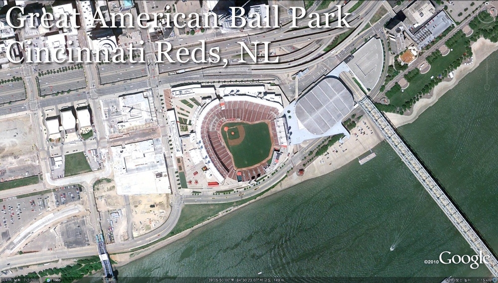 Meaninglessness: MLB Stadiums from Google Earth