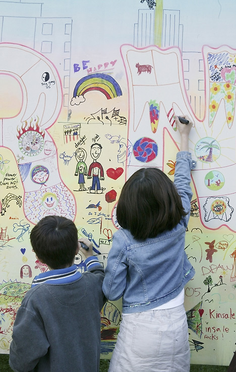 Dunia Si Kecil: Kanak-Kanak Dan Lukisan