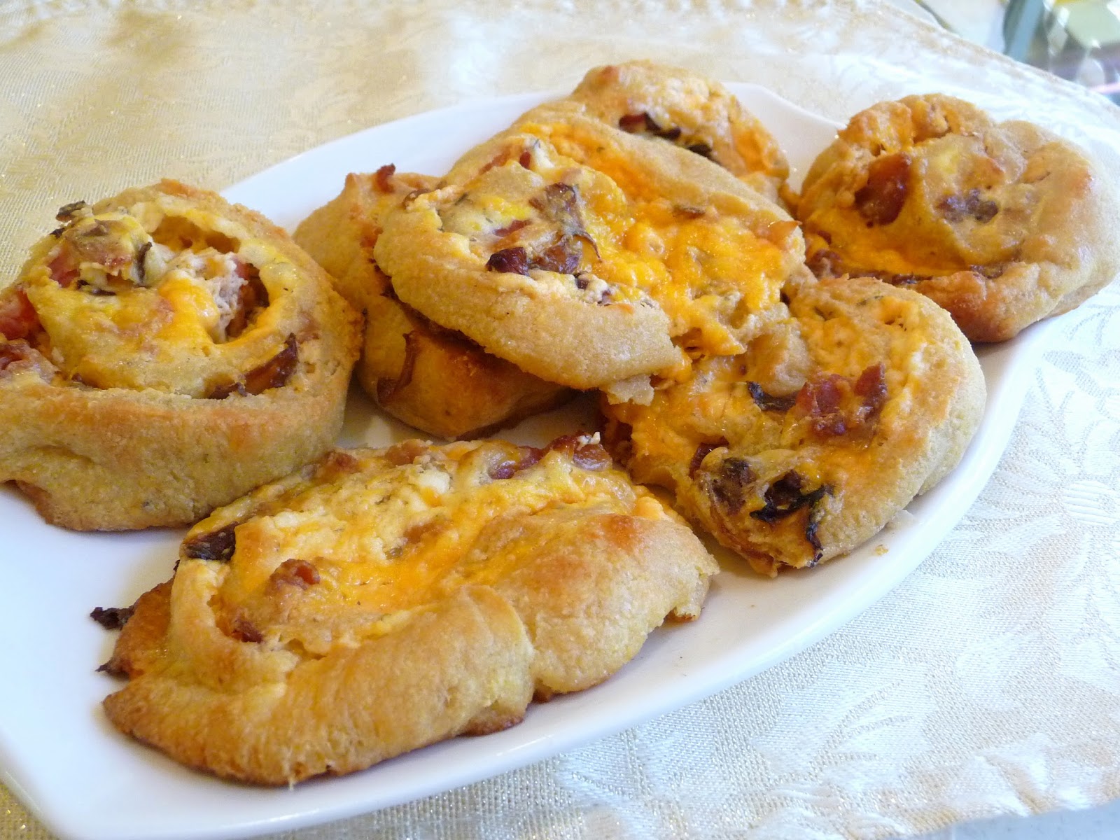 MIRACLE DOUGH BACON CHEESE SPIRALS