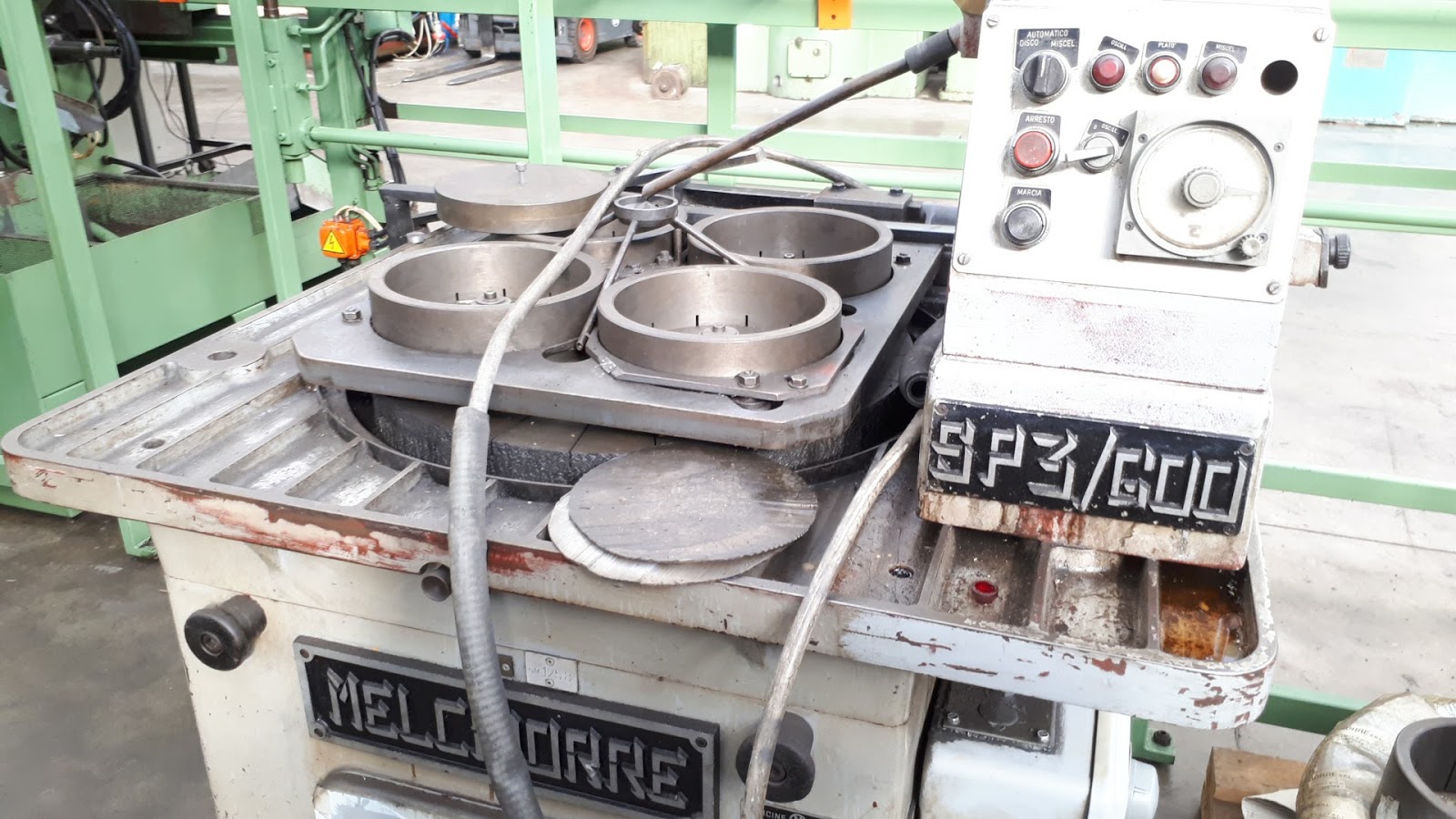 Mimu macchine utensili machine tools werkzeugmaschinen: Lappatrice ...