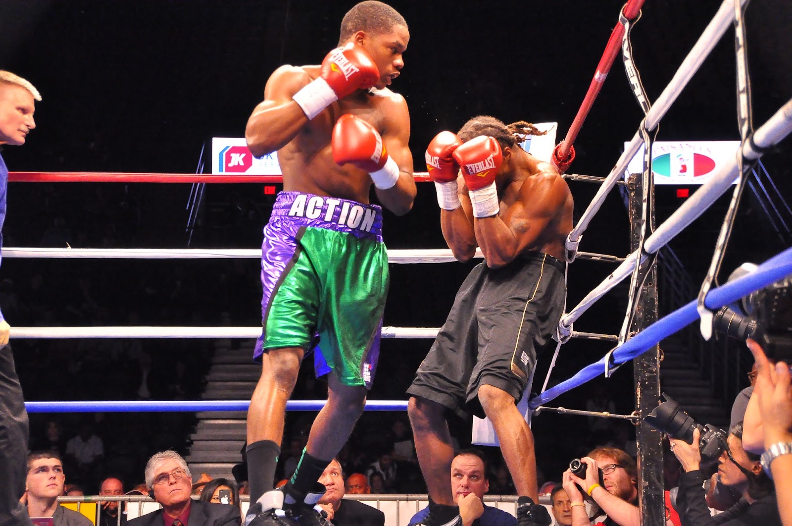ProAmFightTalk with Juan Marshall: New Moves For Two Beltway Boxers!