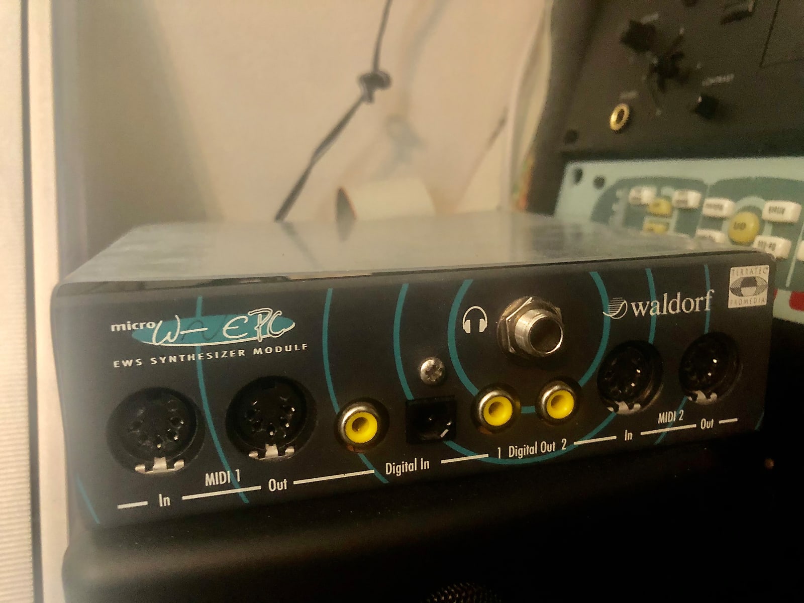 MATRIXSYNTH: Waldorf Microwave PC Microwave II XT w/Editor