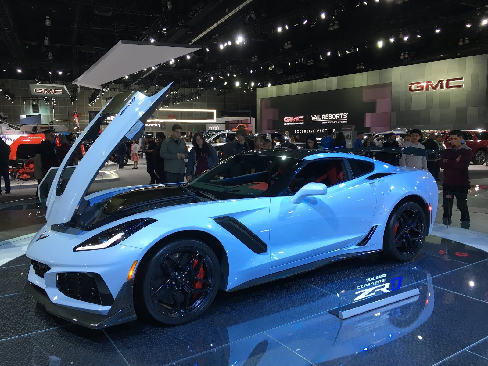 Franklin Avenue: LA Auto Show: Concept Cars, Virtual and Augmented ...