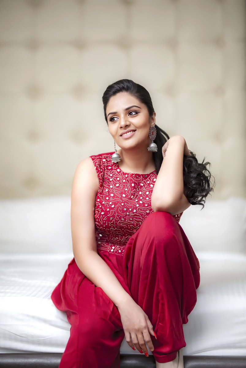 Anchor Srimukhi Latest Photoshoot