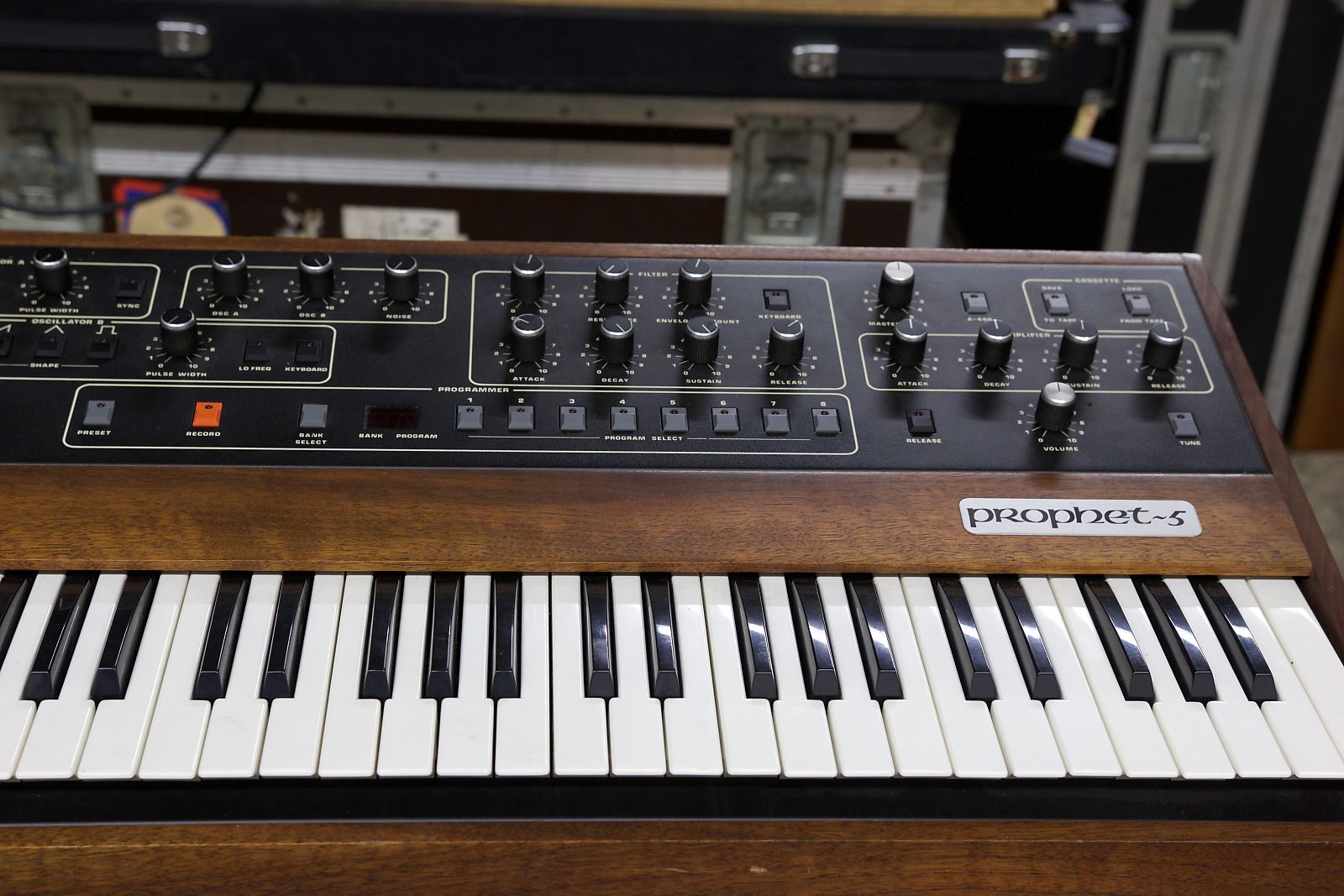 MATRIXSYNTH: Sequential Circuits Prophet 5 SN 1433 with MIDI