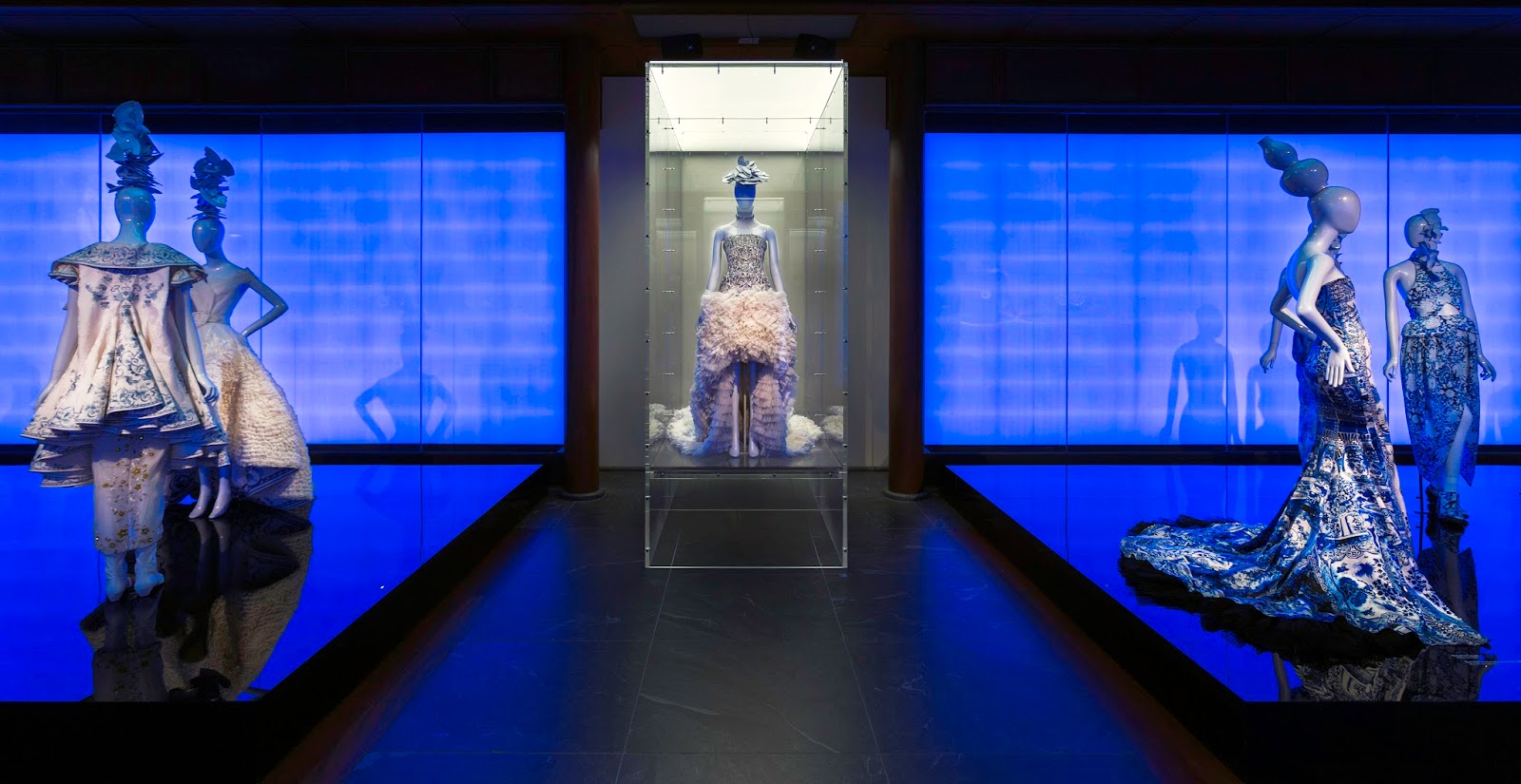 Whom You Know: Peachy at The Met: China: Through the Looking Glass ...