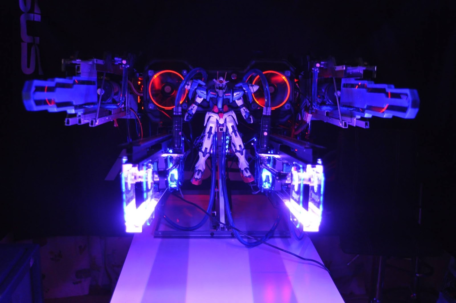 This Stunning 00 Gundam Inspired PC Should be Mass Produced!