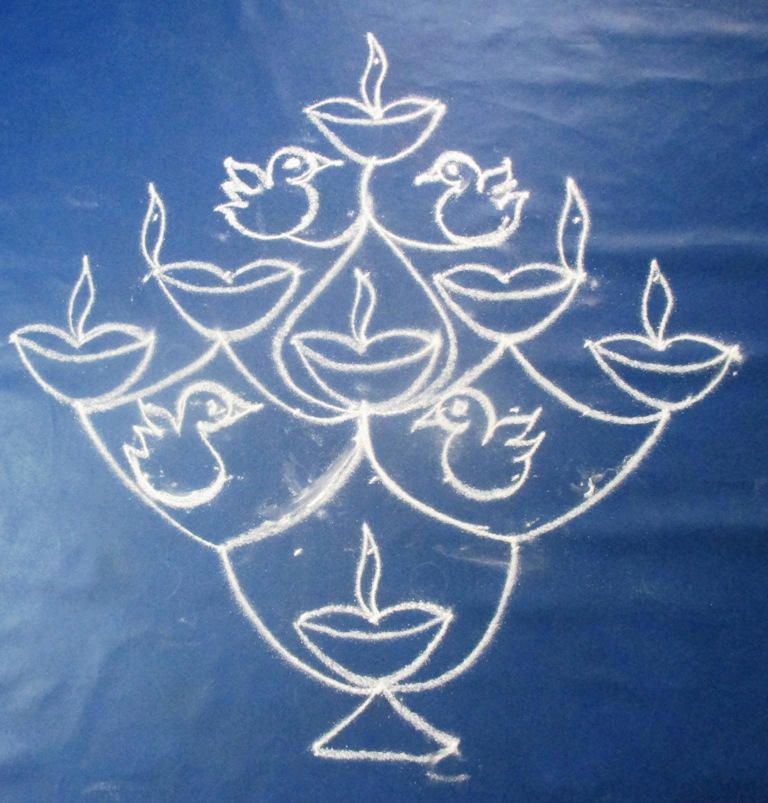 Vilakku kolam | How to draw Karthigai deepam special kolam 3