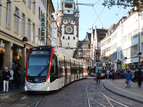 Historias del tren: CAF, UN SIGLO AL SERVICIO DEL FERROCARRIL