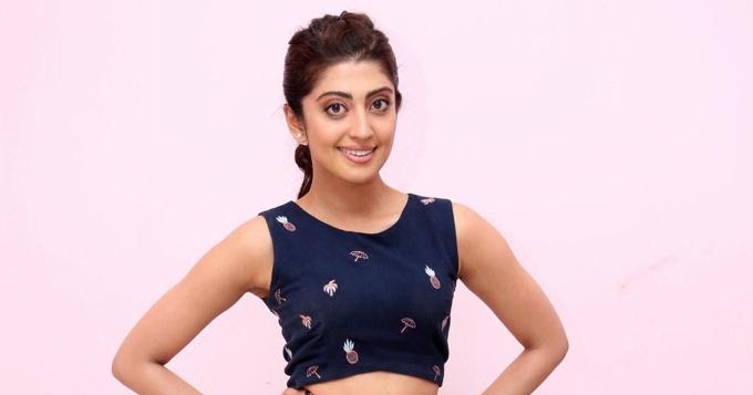 South Indian Model Pranitha Subhash Cross Legs Show In Red Mini Short ...