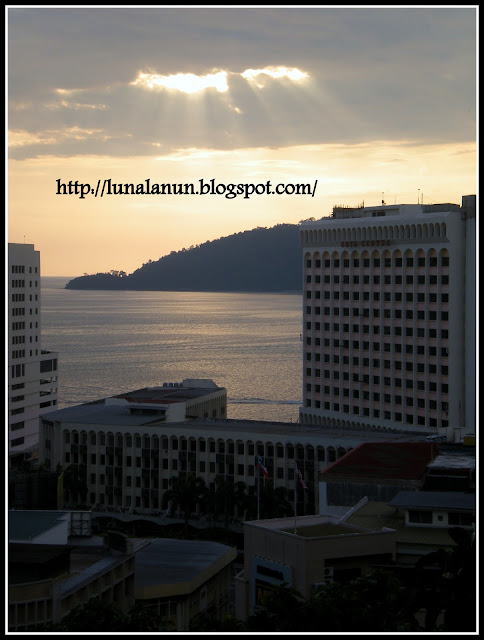 Menara Pemerhati Bukit Bendera di Kota Kinabalu | ! LUNA LANUN