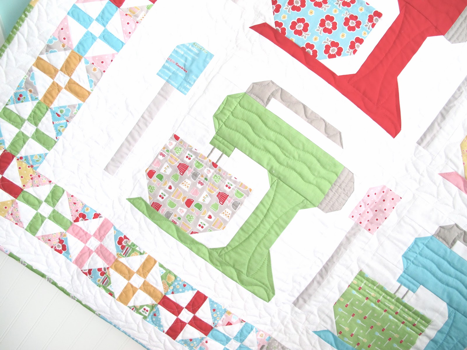 Bee In My Bonnet: New BaKe SaLe Patterns!!!!...