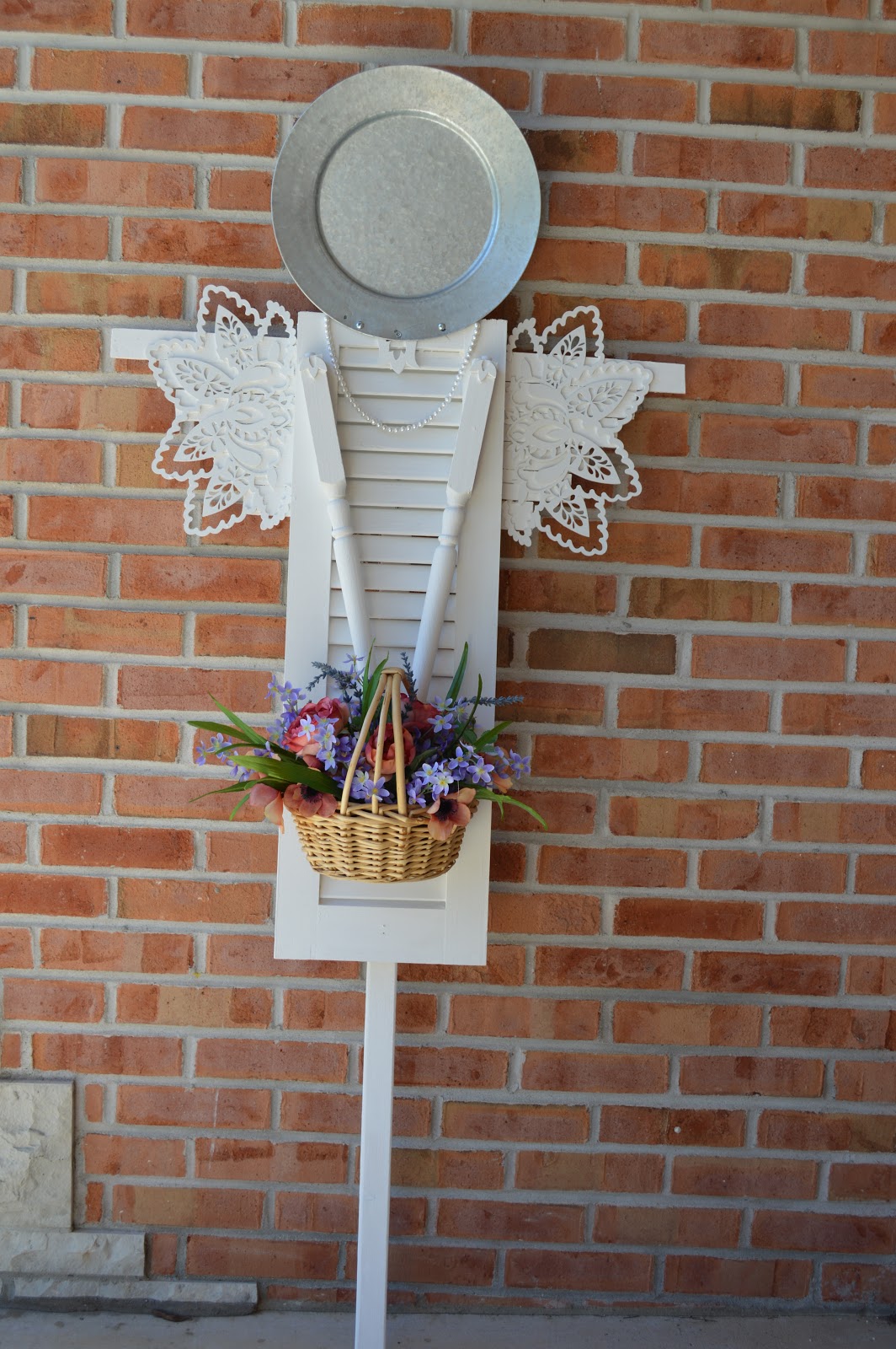 Sew Much To Give: Shutter Garden Angels