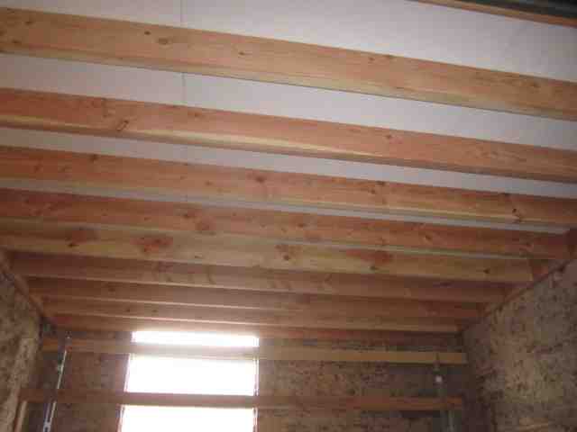 BENHUUR: Plaatsen houten roostering en loopvloer