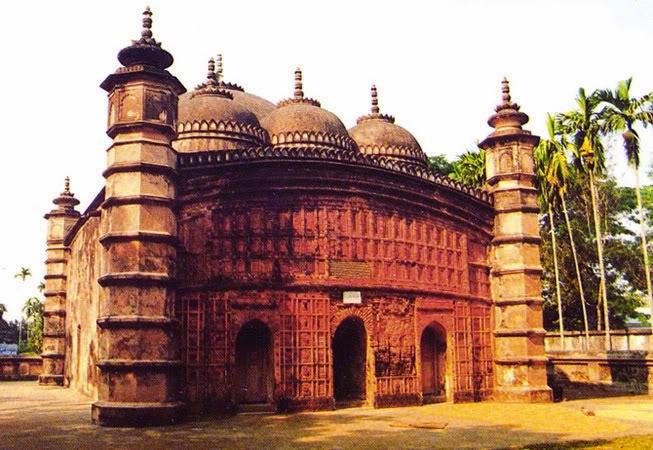 History of Pashtuns: Atia mosque of Bangladesh