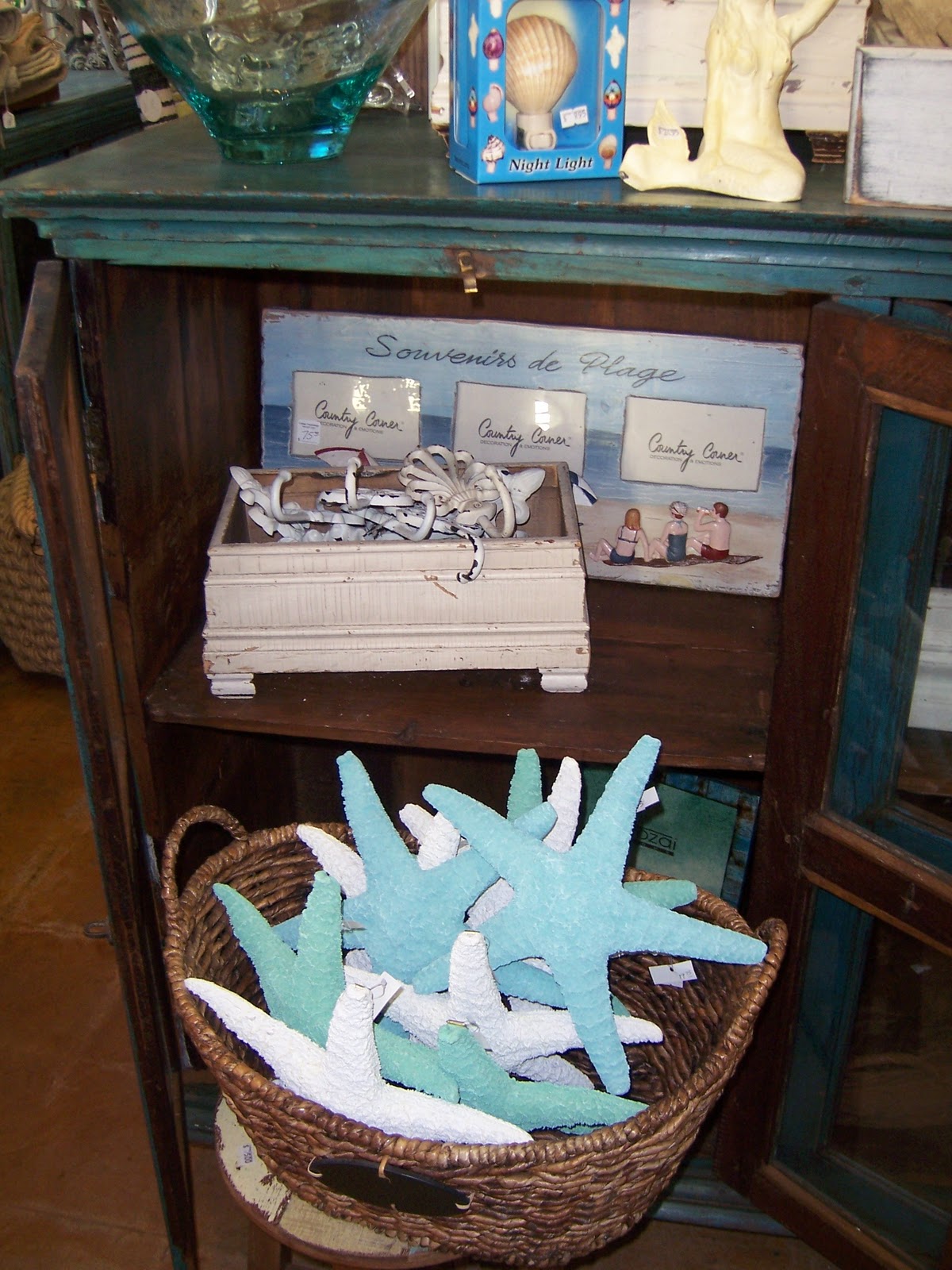 Cottage Charm Creations: Charming Coastal Shop