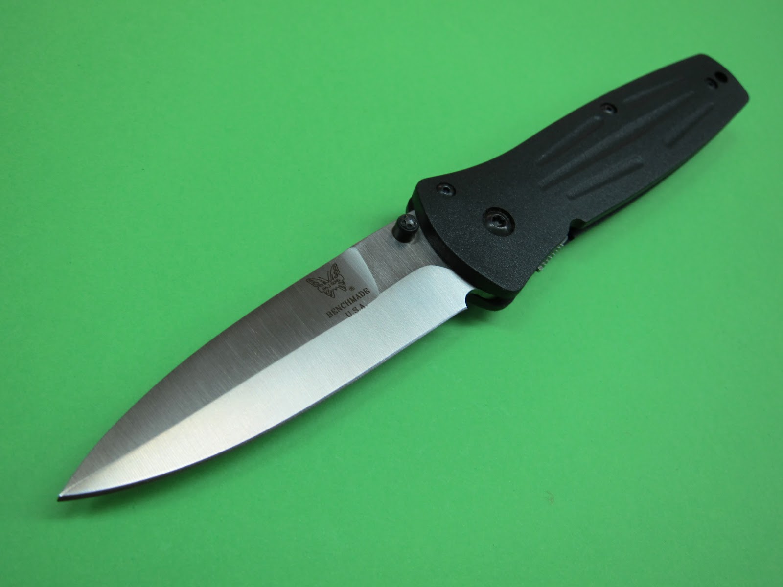 ARMAS BLANCAS 66: - BENCHMADE 350