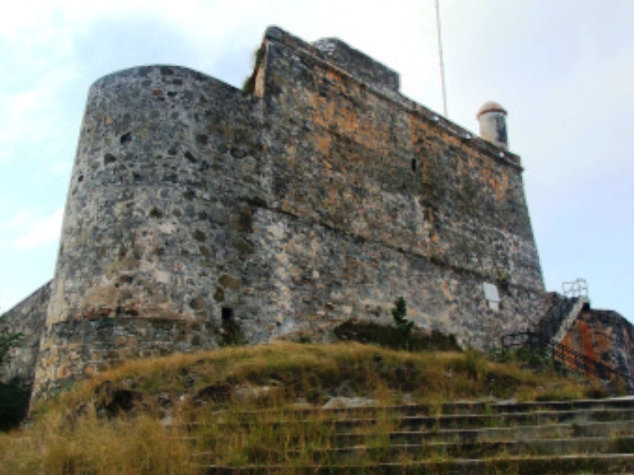 ViajesyTurismoGüigüeVenezuela: Fortín Solano - Puerto Cabello - Edo ...