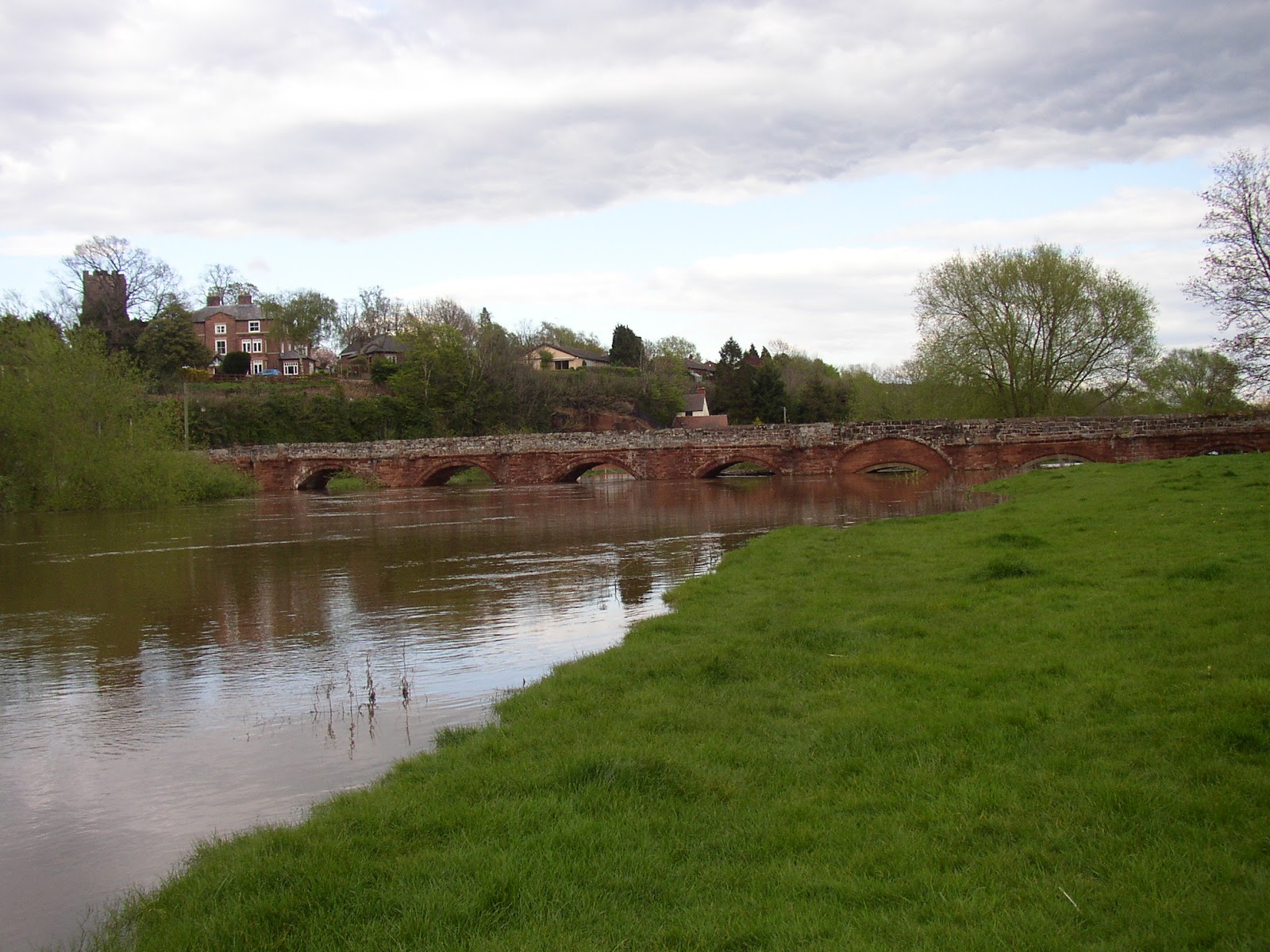 Exploring North Wales: Holt - the town that shrank!