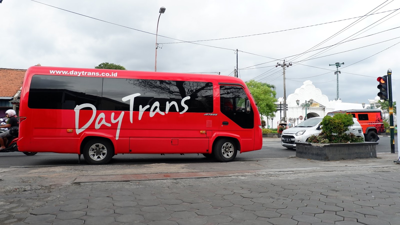 DayTrans Shuttle and Courier: DAYTRANS GALLERY