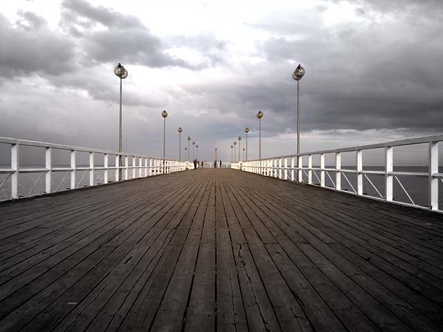 ZS w Straszynie- Artystycznie: PERPEKTYWA ZBIEŻNA (LINEARNA)