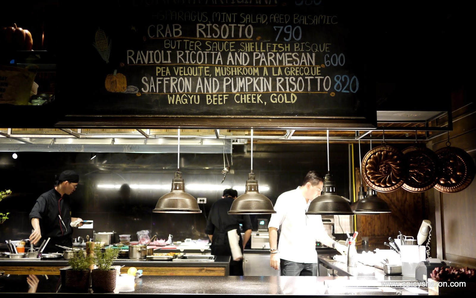 Medici Kitchen & Bar @ Hotel Muse Bangkok Langsuan By MGallery ...